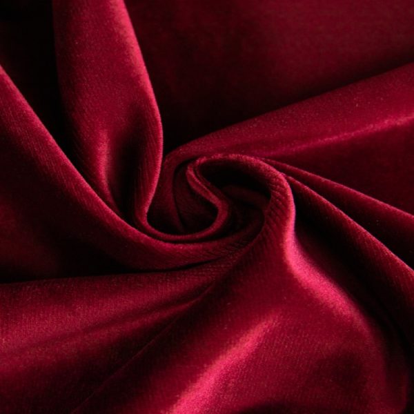 Rideau velour rouge moderne, élégant et facile à poser